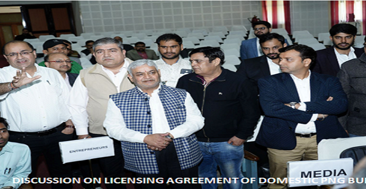 (English) Slider 8 – Business Development